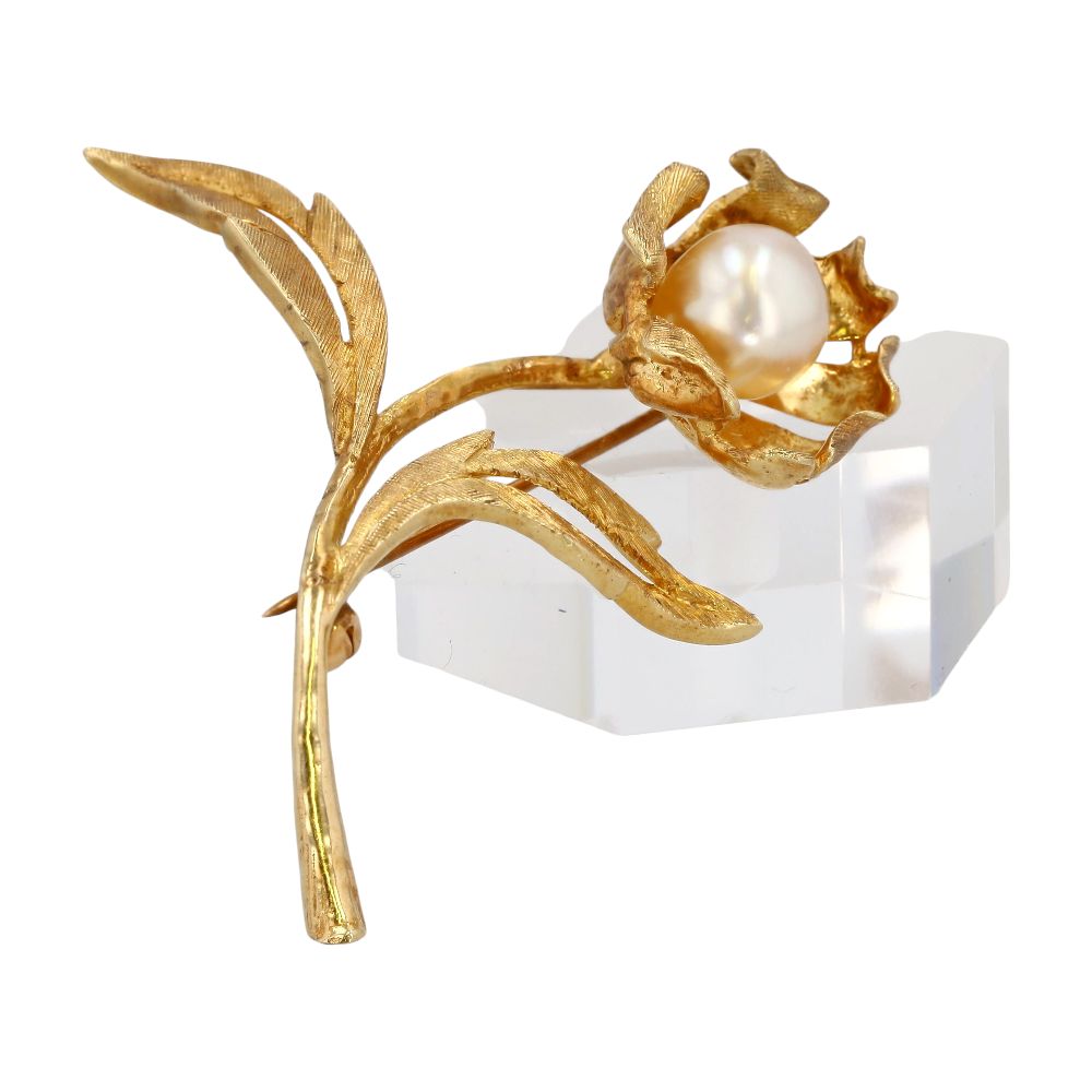 14K Gold Flower With Baroque Pearl Accent Pin – Unclaimed Baggage