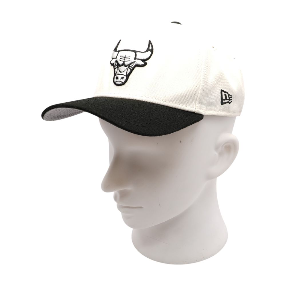 Ivory Bulls Ballcap – Unclaimed Baggage
