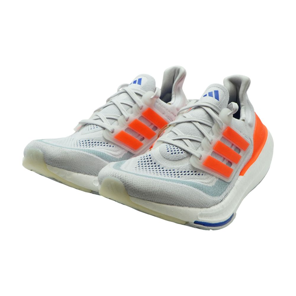 Ultra Boost Light Gray Low Top Sneaker – Unclaimed Baggage
