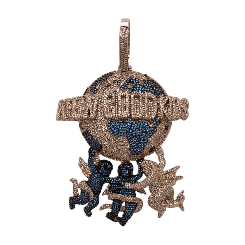 Silver Tone A Few Good Kids Pave Pendant – Unclaimed Baggage