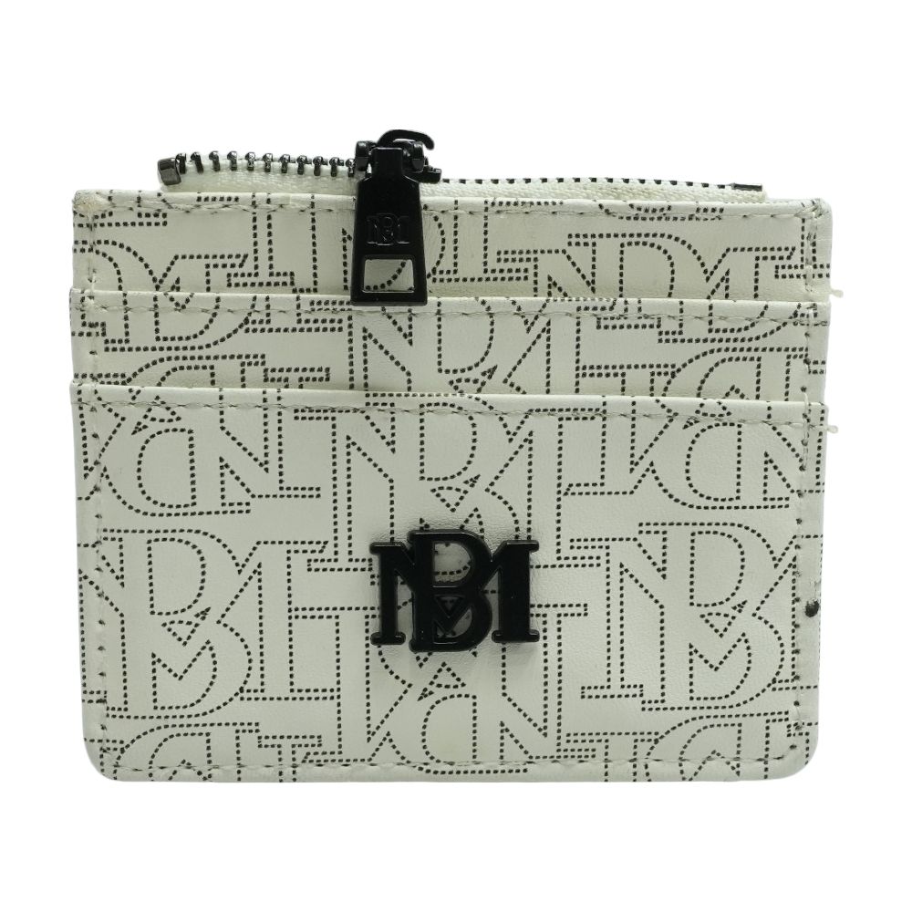 White Compact Wallet – Unclaimed Baggage